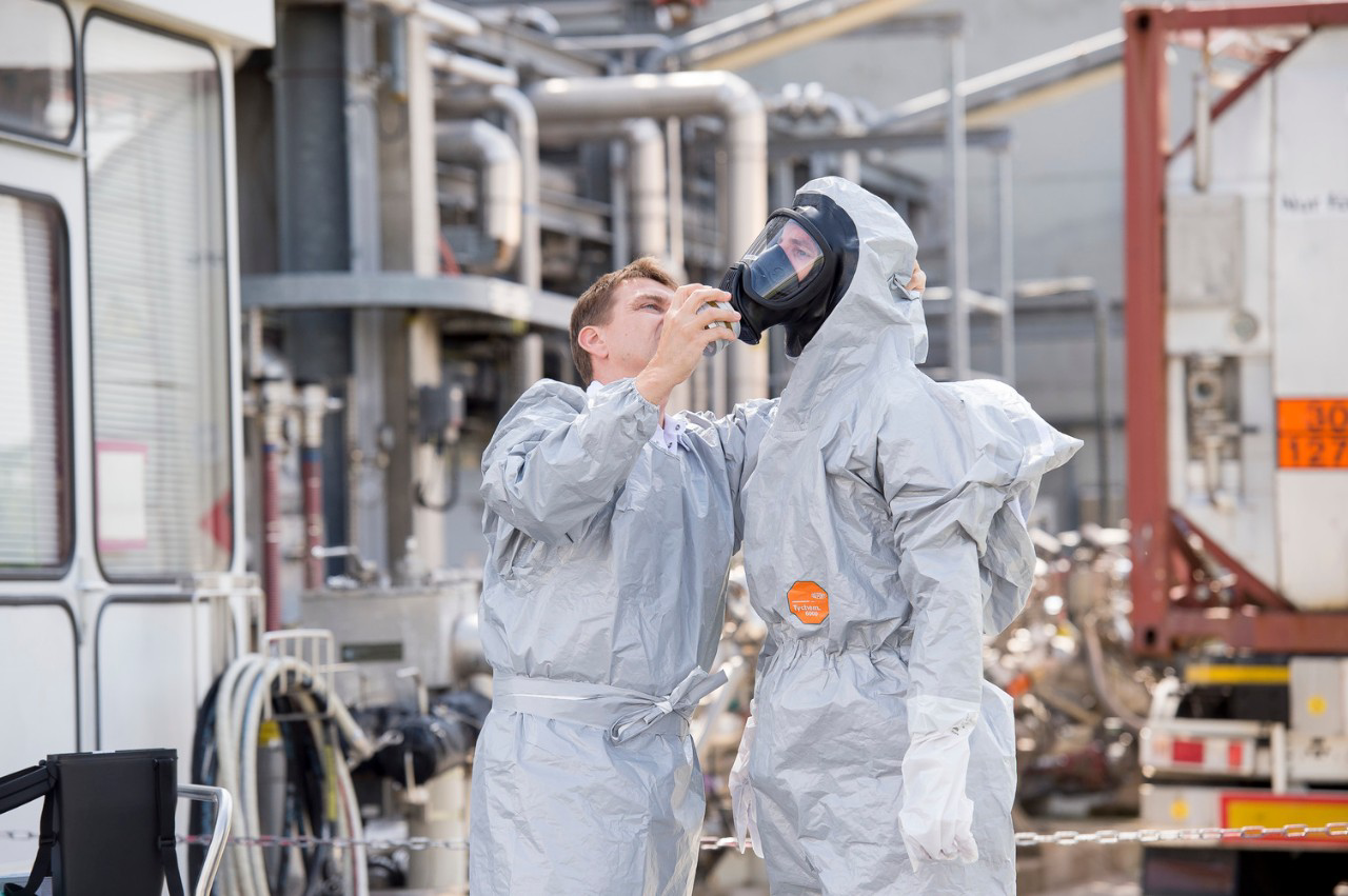 Tychem® 6000 F FaceSeal coverall from DuPont protects pharmaceutical ...