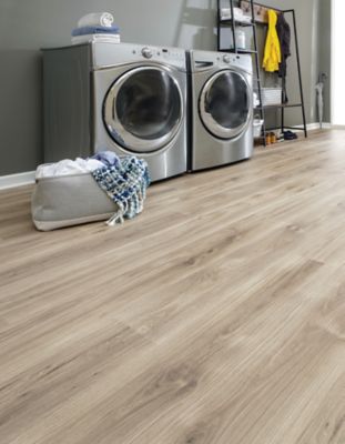 Ivey Gates, Polished Grey Oak, Laminated Wood | Mohawk Flooring
