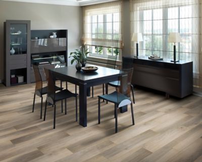 Pergo Outlast+ - Outlast+ 7.5 x 47.25(LF001094) - Lynn Garden Oak ...