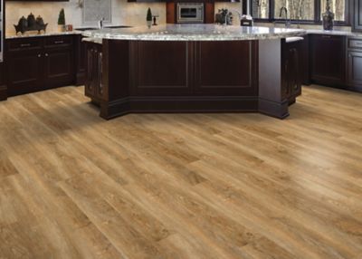 Discovery Ridge, Richmond Gold, Resilient / Vinyl | Mohawk Flooring