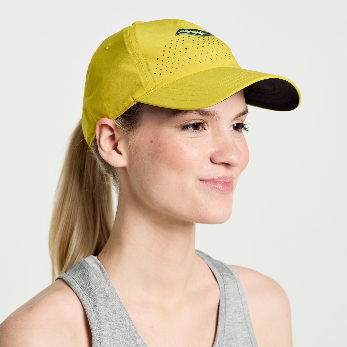 Outpace Petite Hat - Accessories | Saucony